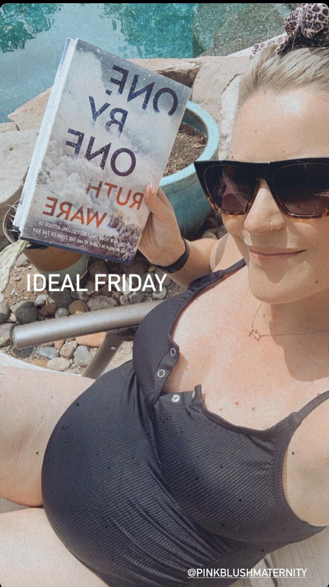 Renee is looking great | Scrolller