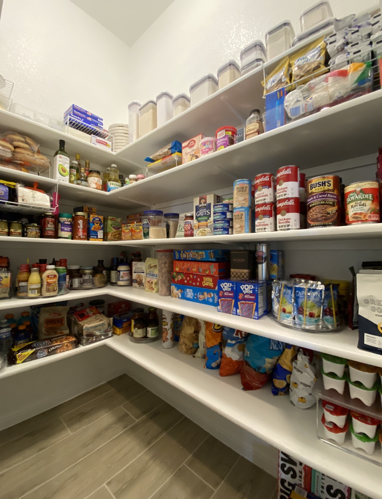 Restocked and reorganized pantry! | Scrolller