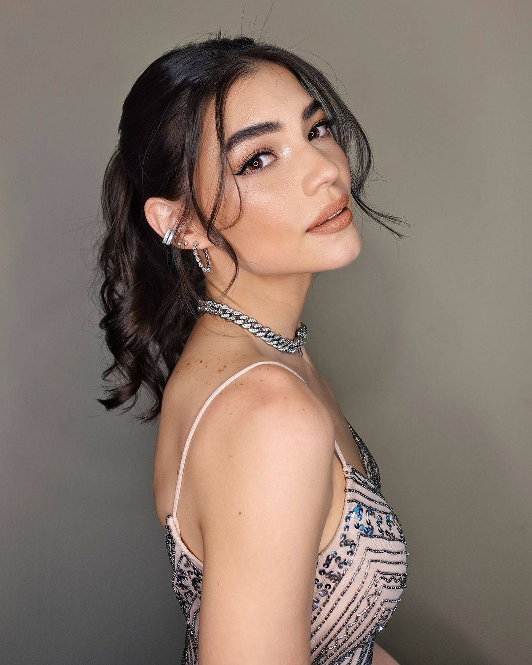 Rhian Ramos | Scrolller