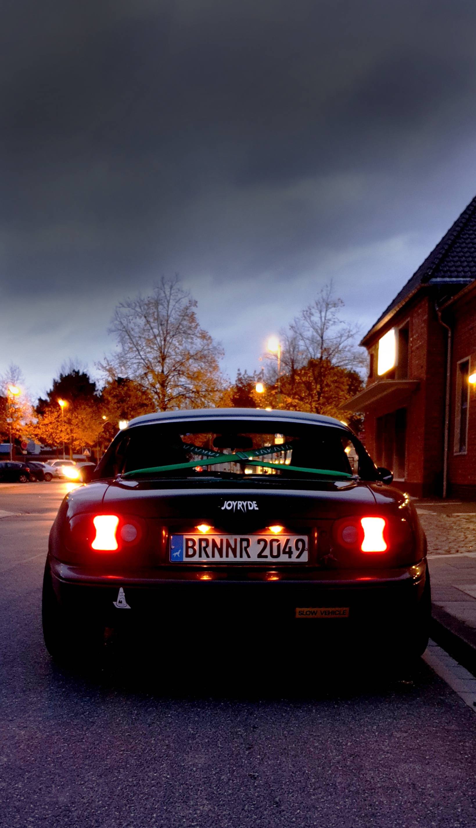 RIDIN THROUGH THE BLOCKS | Scrolller