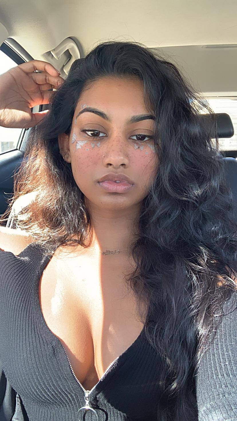 Riding solo | Scrolller