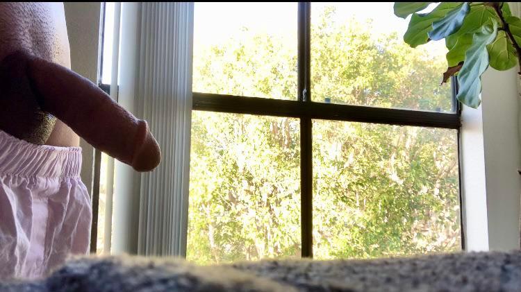 Rise and shine hung twinks | Scrolller