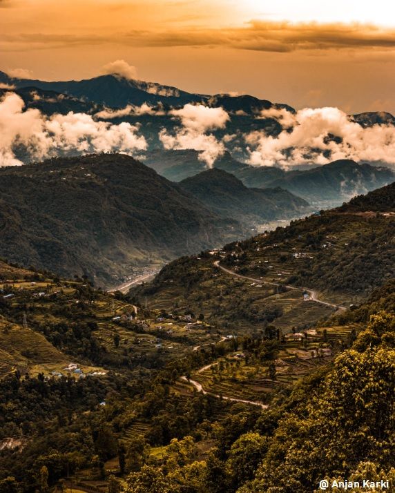 Rolling Clouds in Pokhara | Scrolller