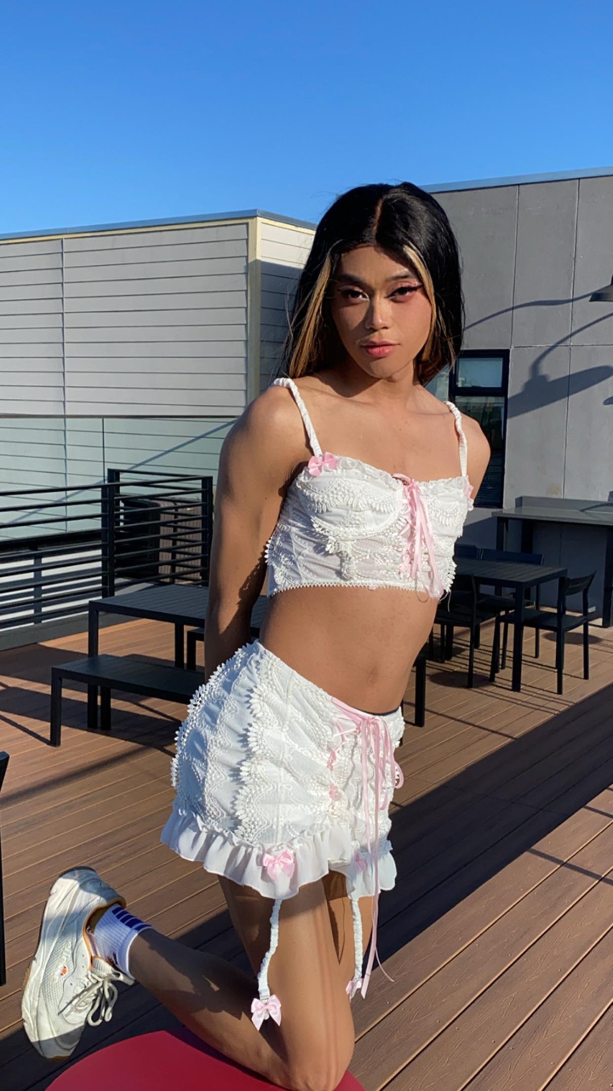 Rooftop pics :3 | Scrolller