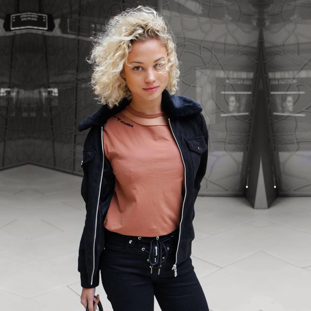 Rose Bertram [irtr] | Scrolller