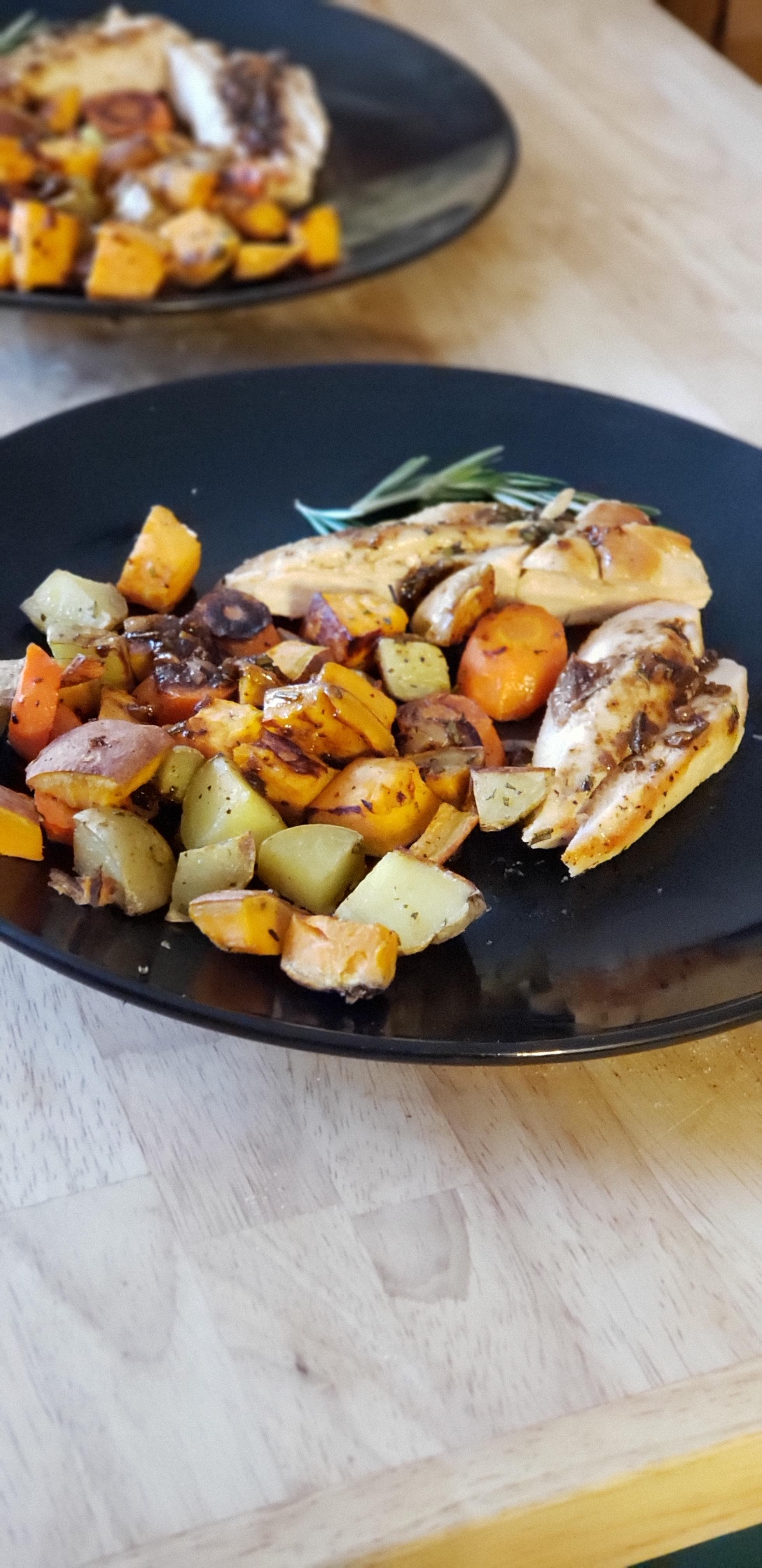 Rosemary Chicken with Roasted Potatoes and Carrots | Scrolller