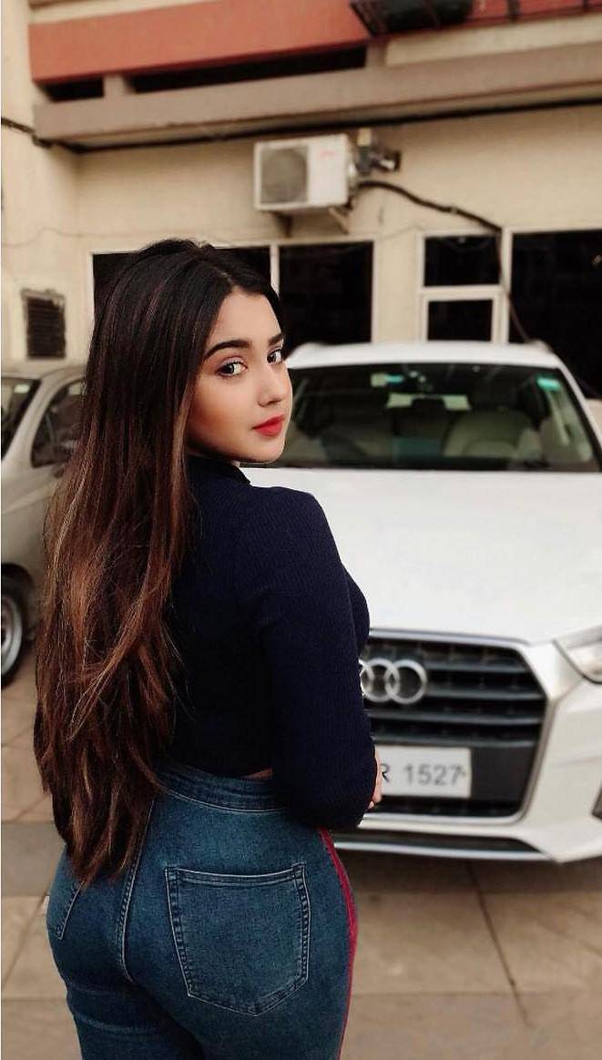 Roshni Walia Booty Triggering y Wild Fantasies | Scrolller