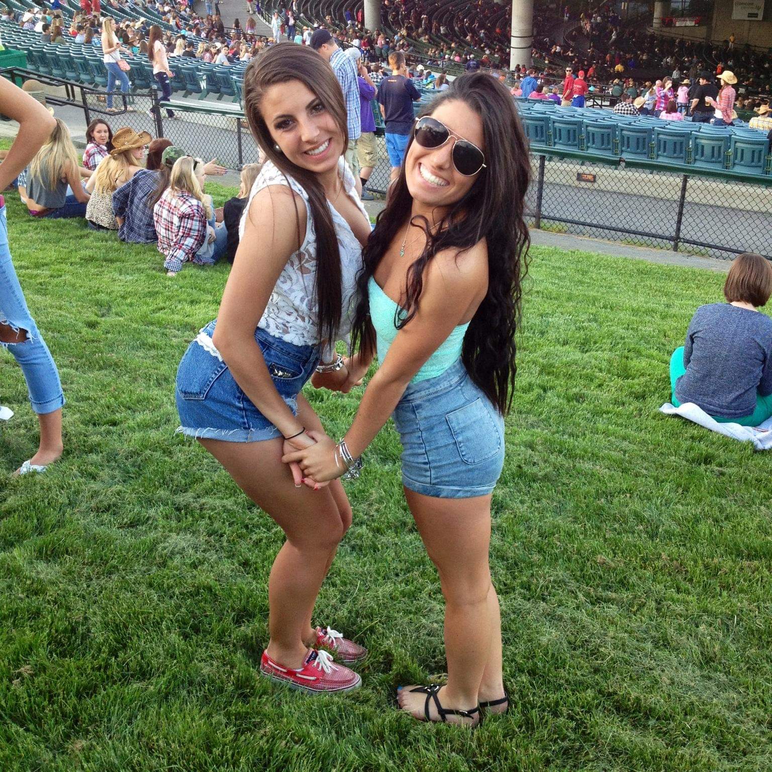 Round 5/8 | Scrolller