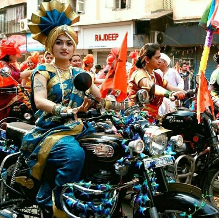 Royal Enfiled riders of Mumbai | Scrolller