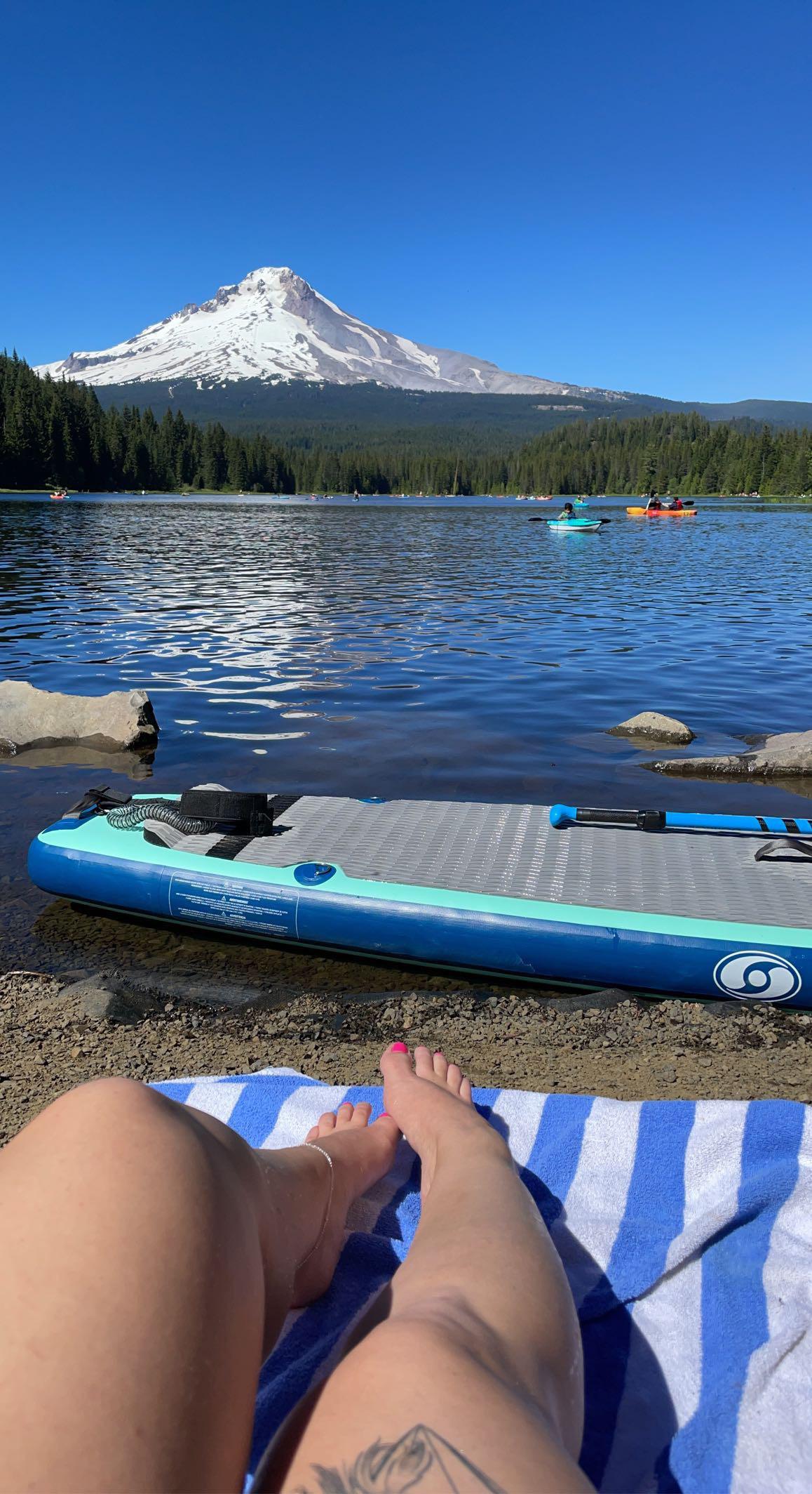 Rub my feet after a day at the beach | Scrolller