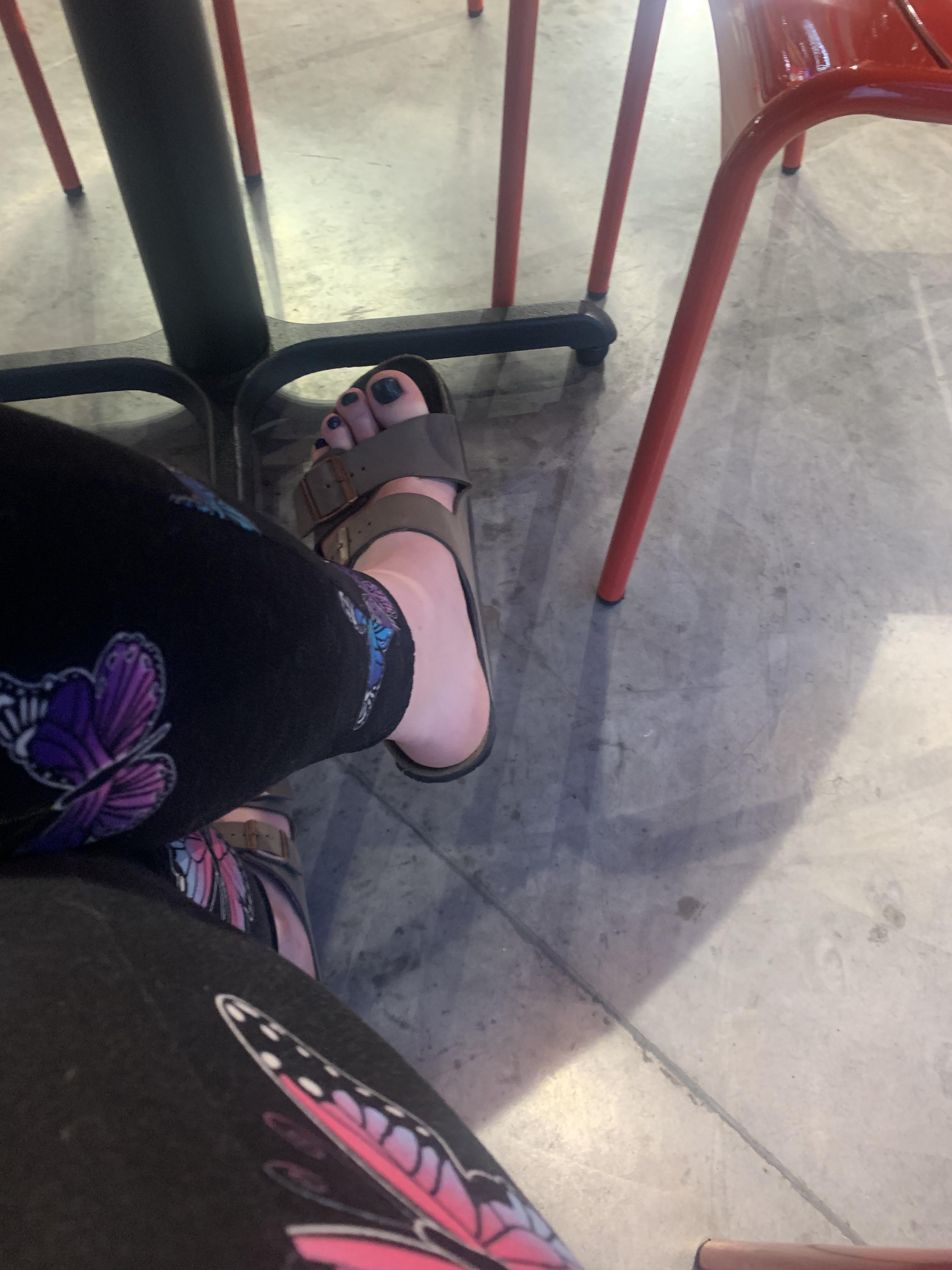 Rubbing up on you under the table | Scrolller