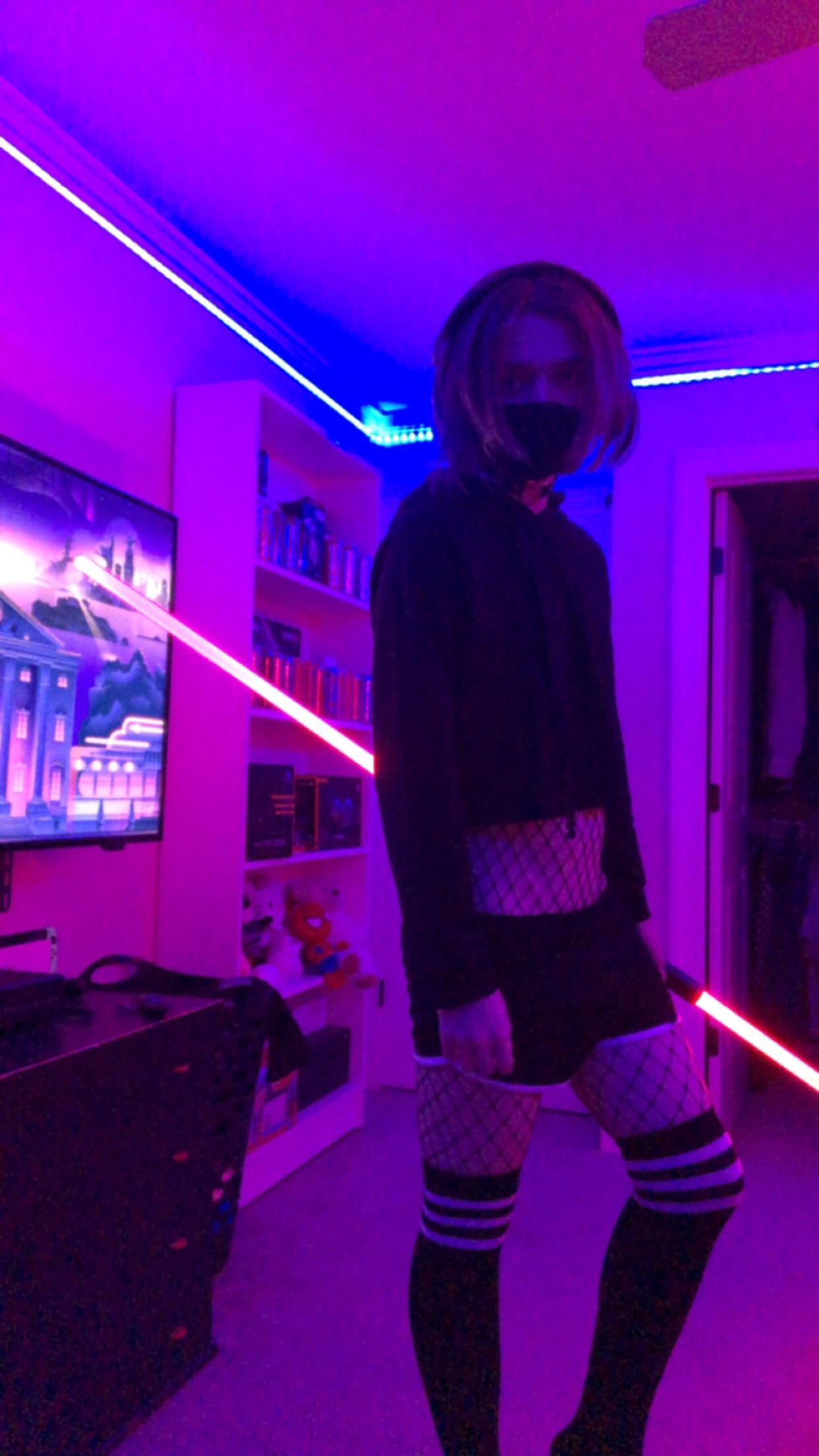 rule I AM A FEMBOY WITH DUAL WIELD SABERS | Scrolller