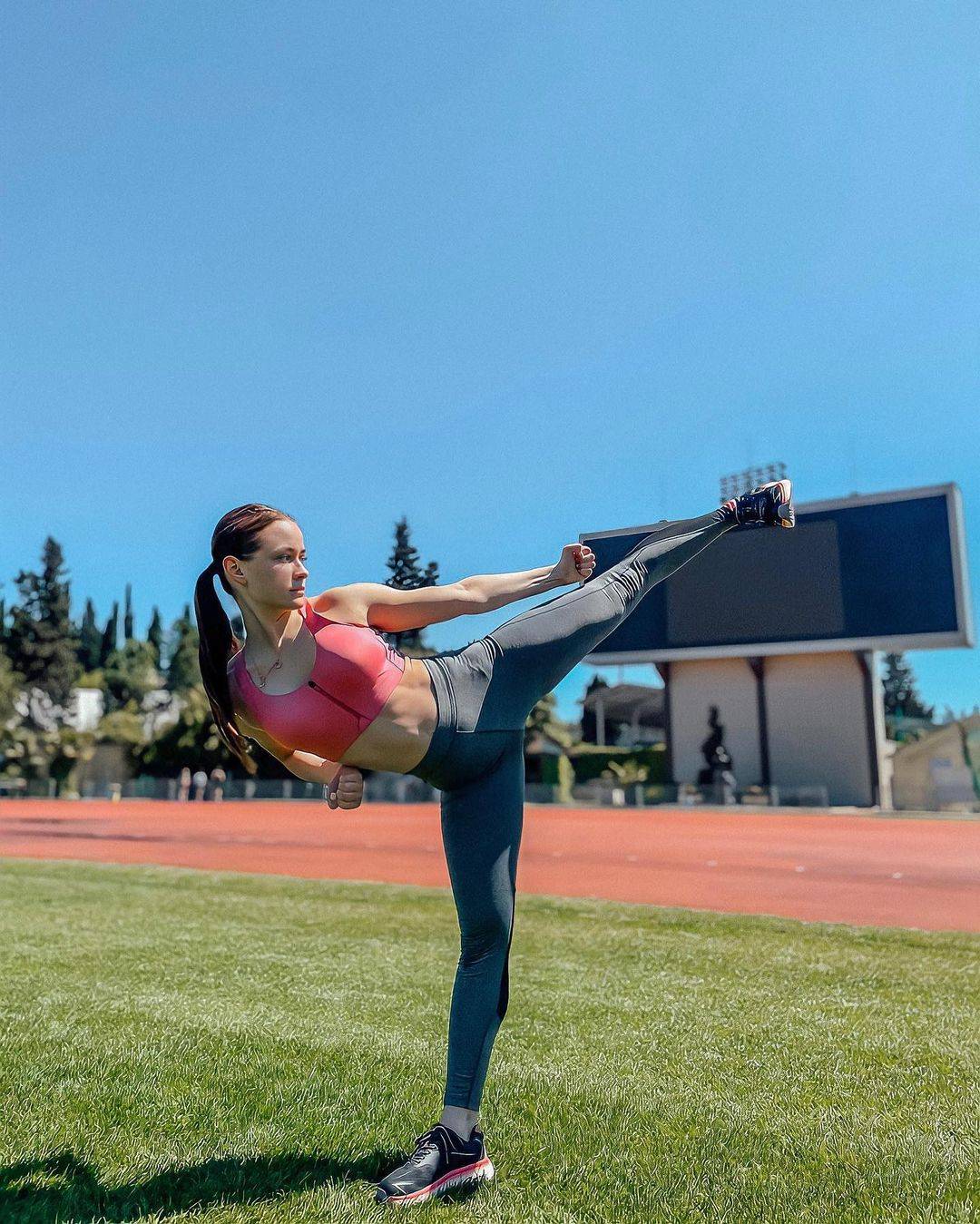 Russia's prettiest karate champion Maria Zotova | Scrolller