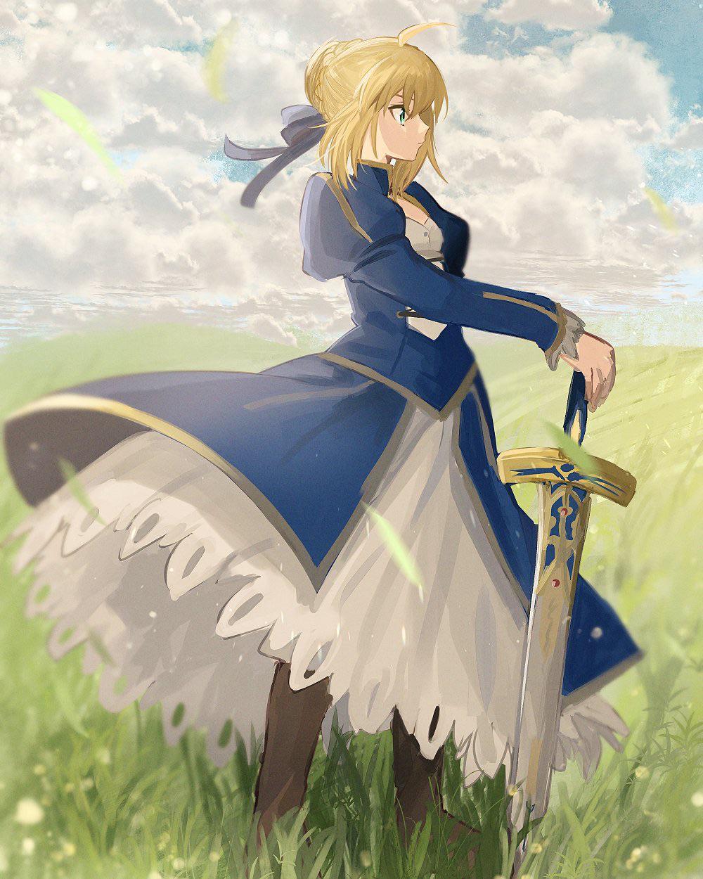 Saber | Scrolller