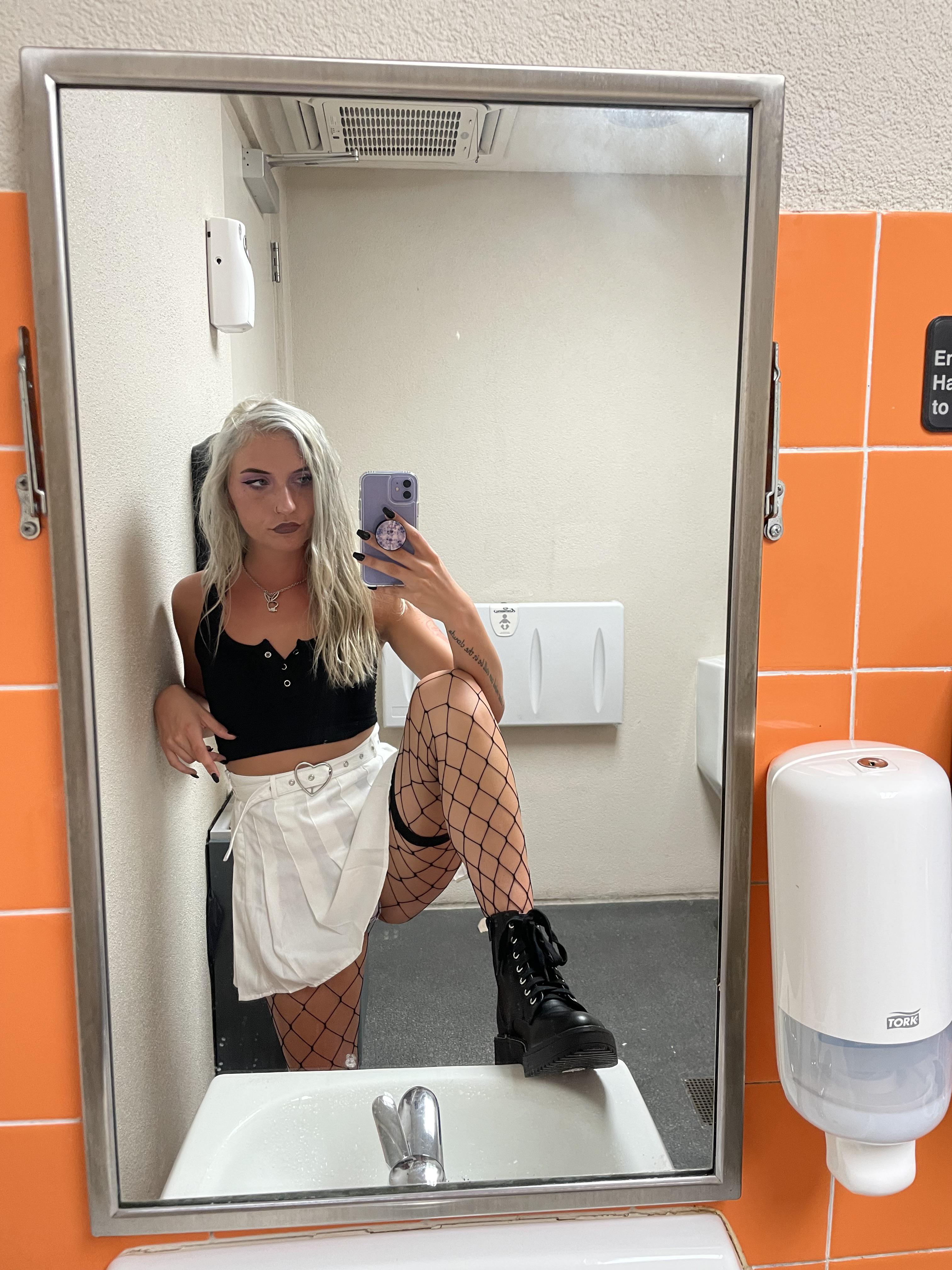 sad girl hours | Scrolller