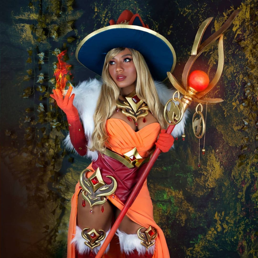 Sami as Witch Flareon | Scrolller