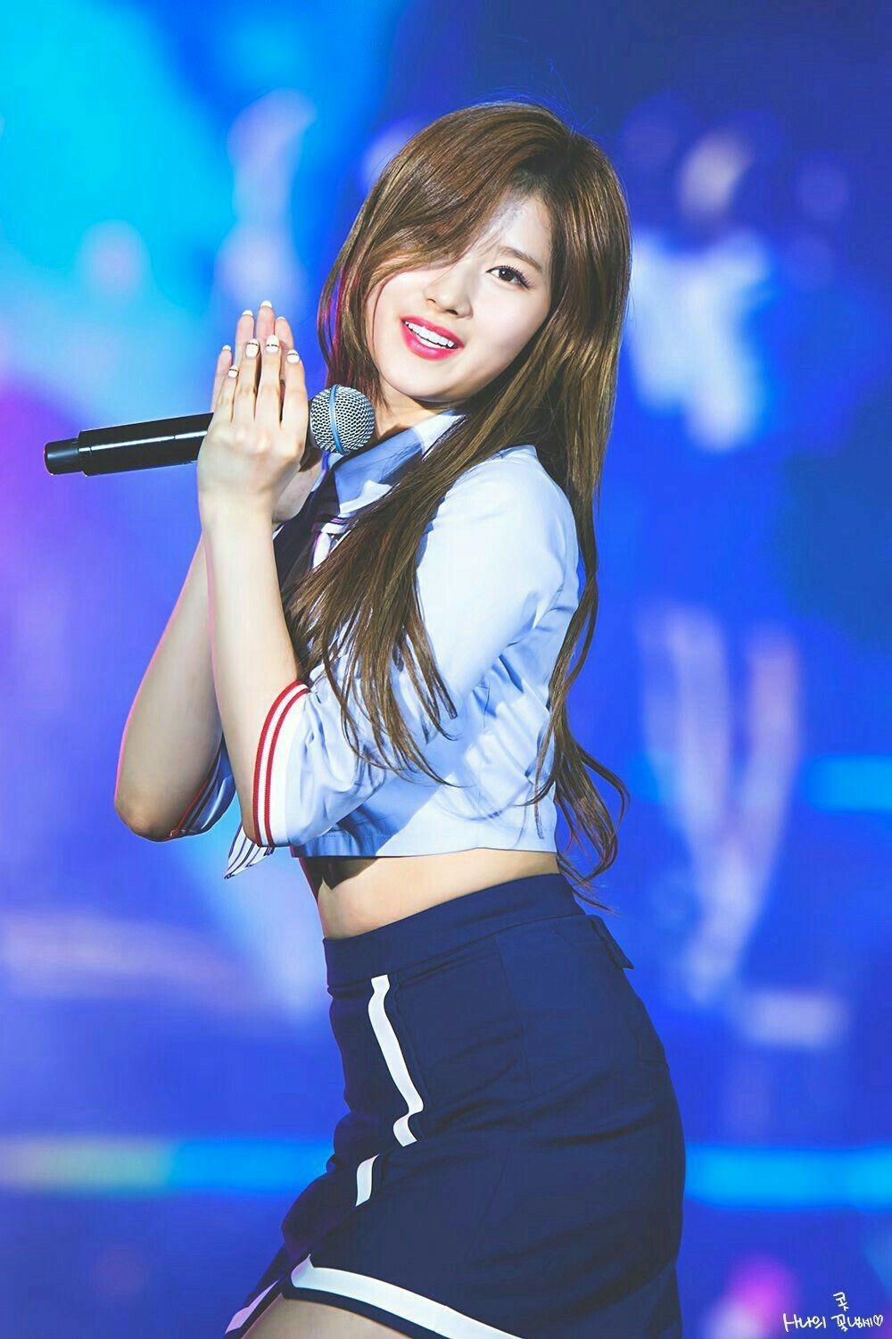 Sana | Scrolller