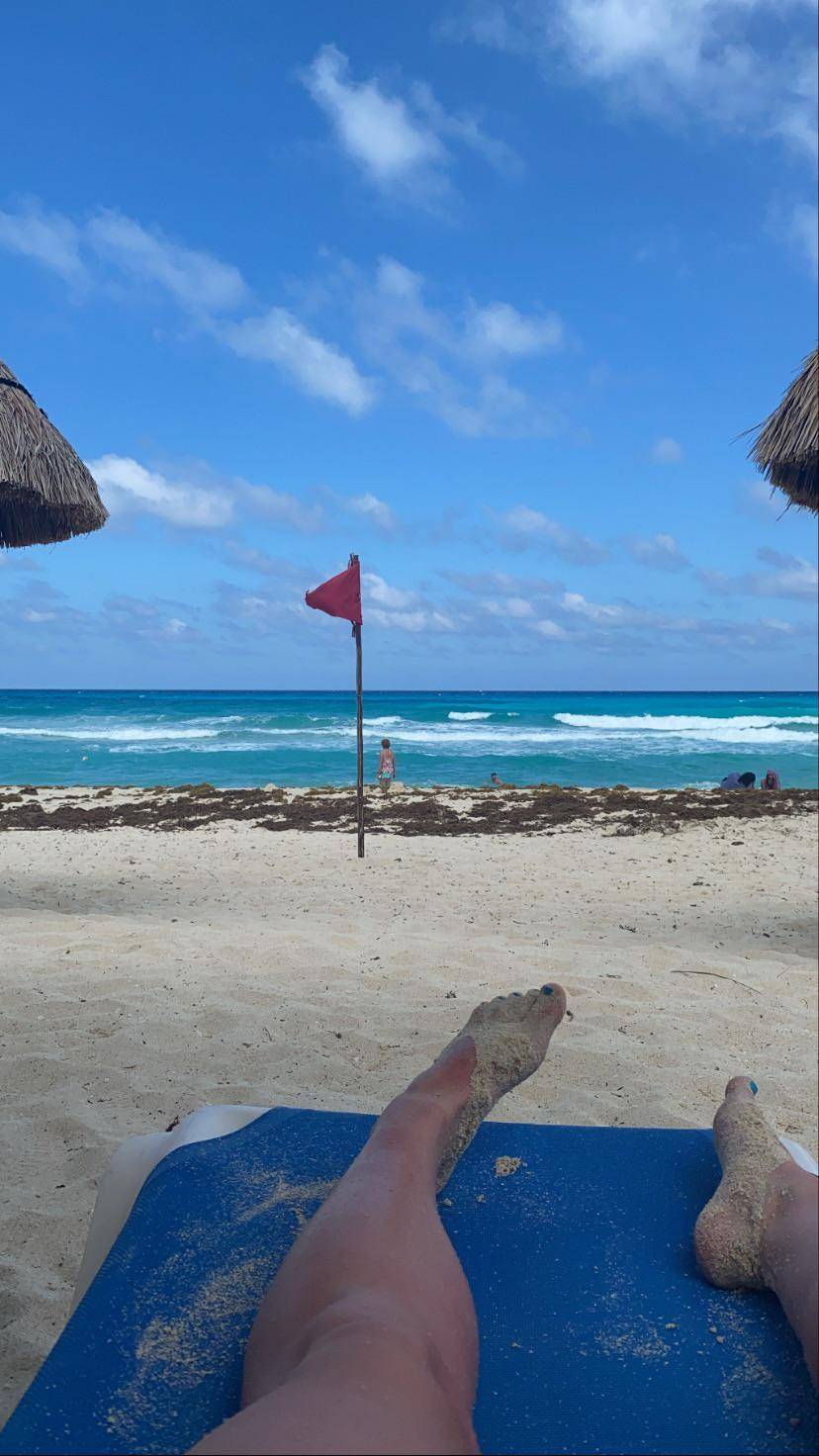 Sandy toes anyone? | Scrolller