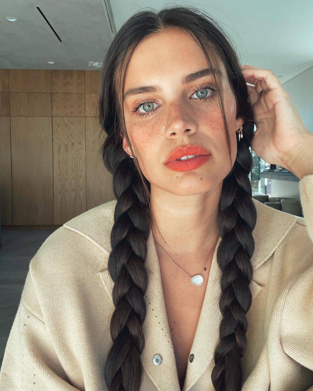 Sara Sampaio [irtr] | Scrolller