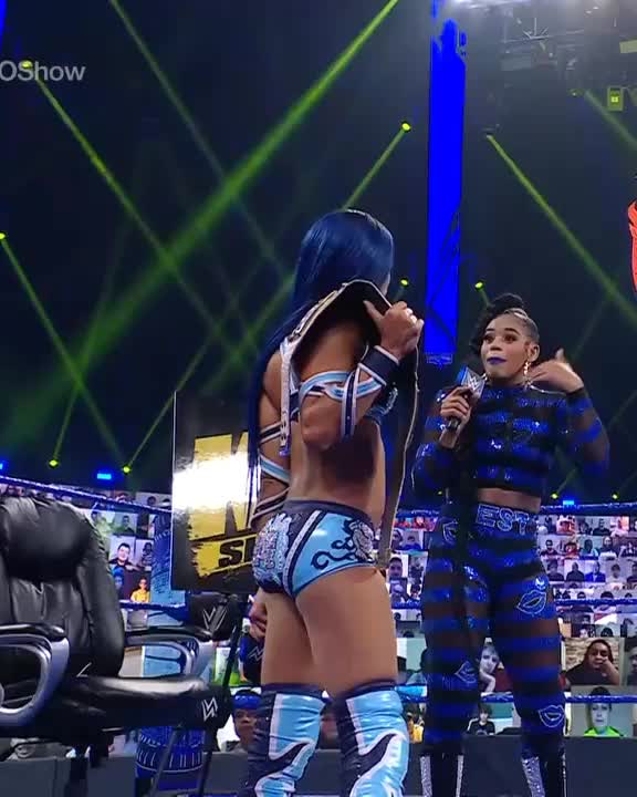 Sasha Banks | Scrolller