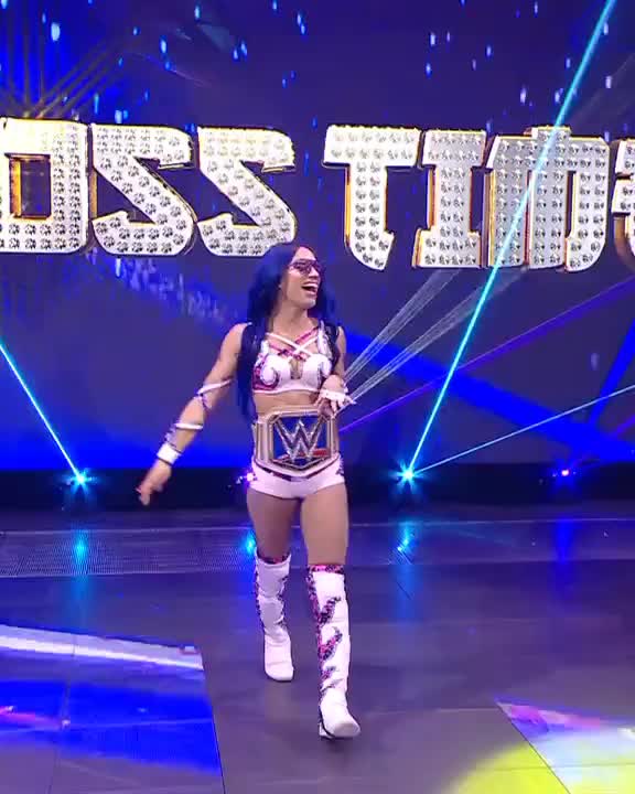 Second entrance from Smackdown | Scrolller