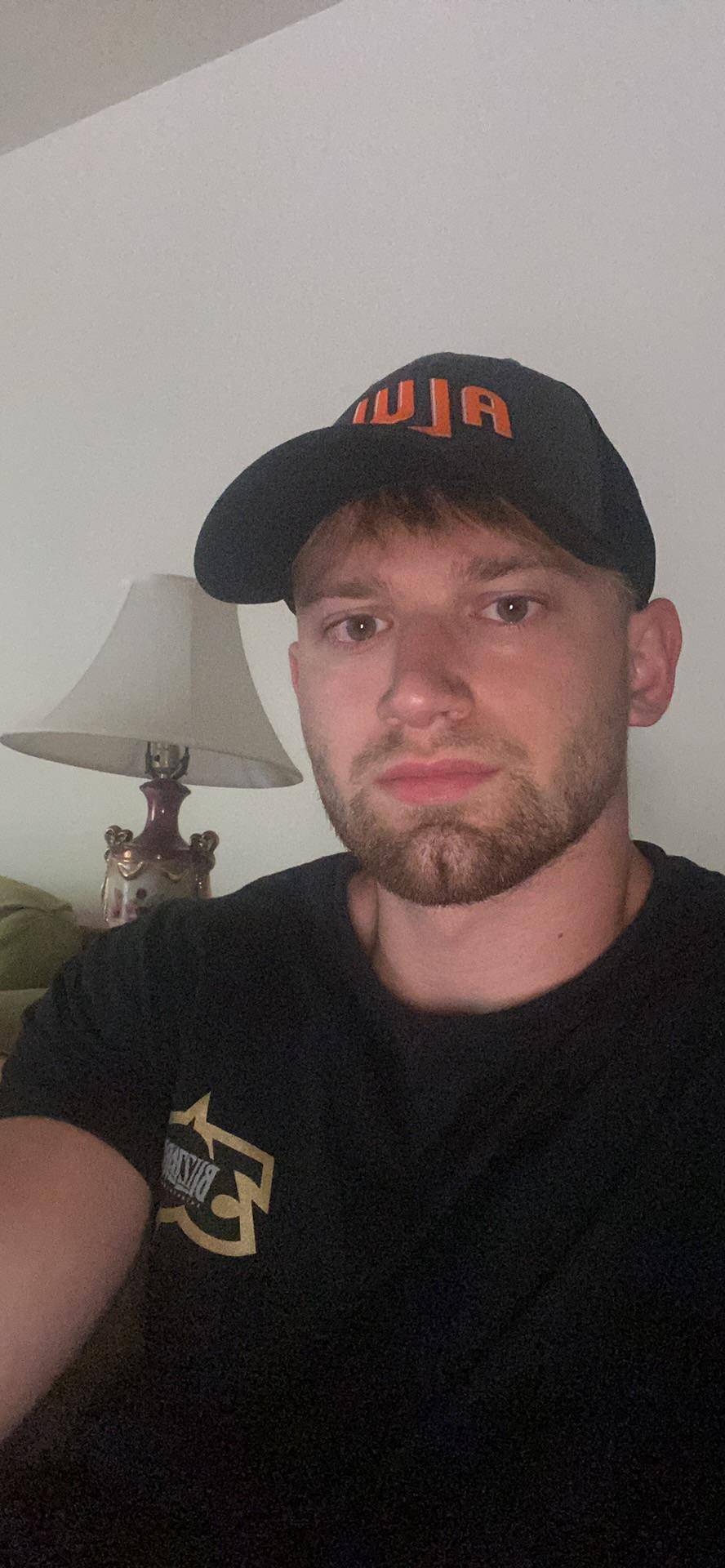 Saturday bum day | Scrolller