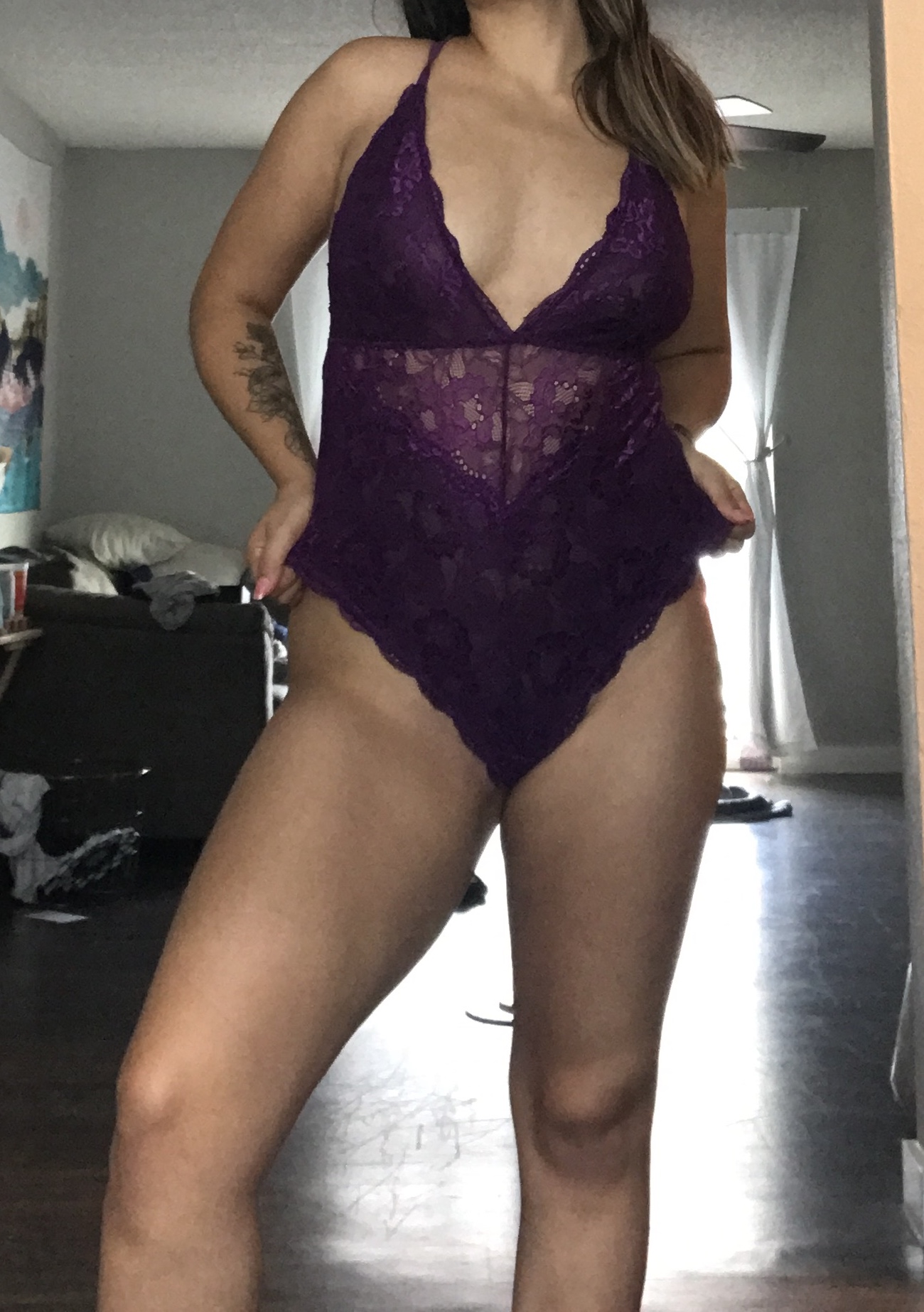 saving lives with these thighs(; | Scrolller