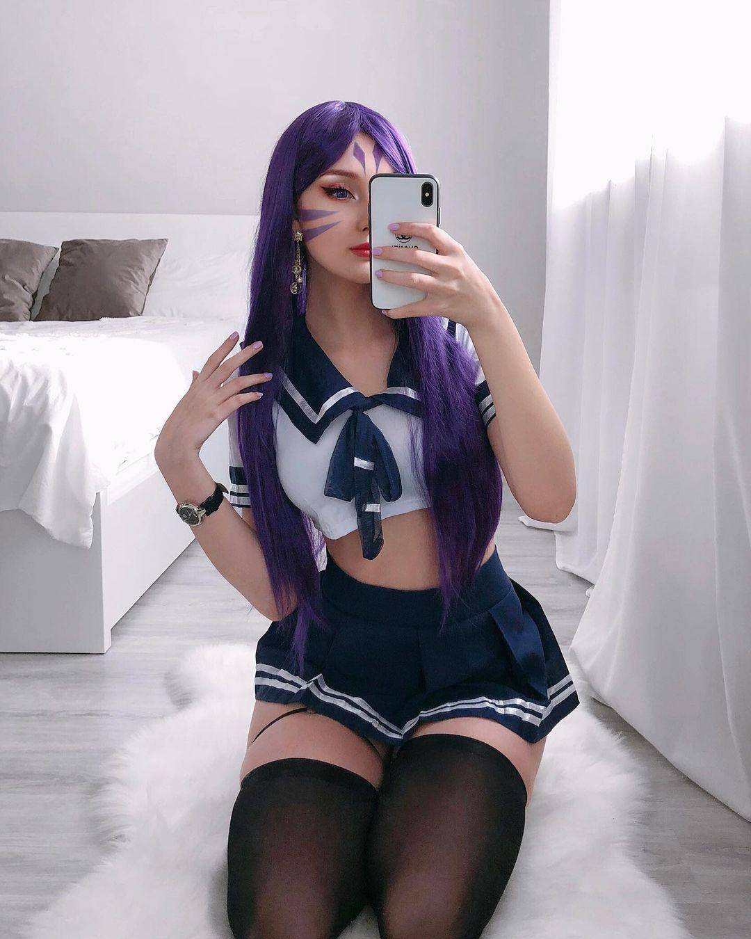 Schoolgirl Kai'sa | Scrolller