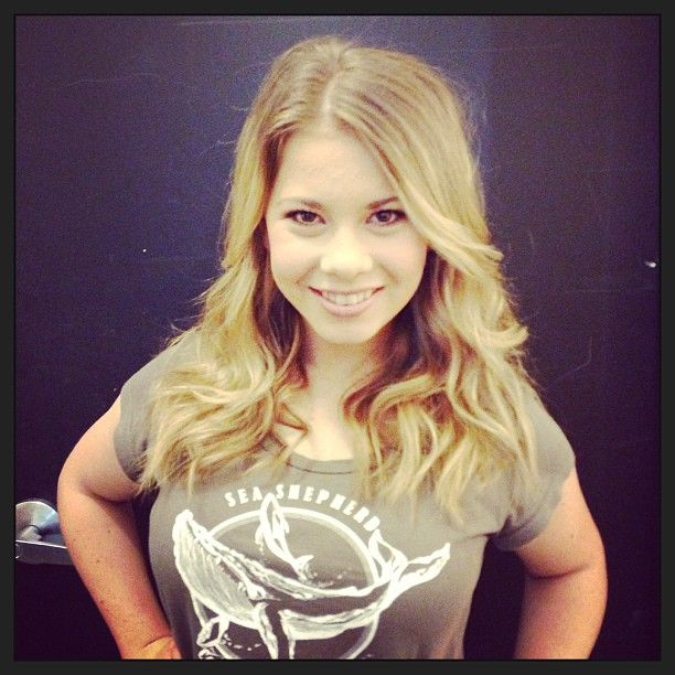 Sea Shepard (x-post/rehost from /r/Starlets) | Scrolller