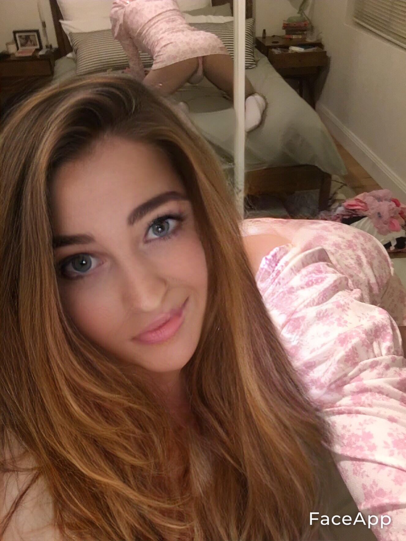 Second post - craving more attention. Any daddies out there want to fuck me raw? | Scrolller