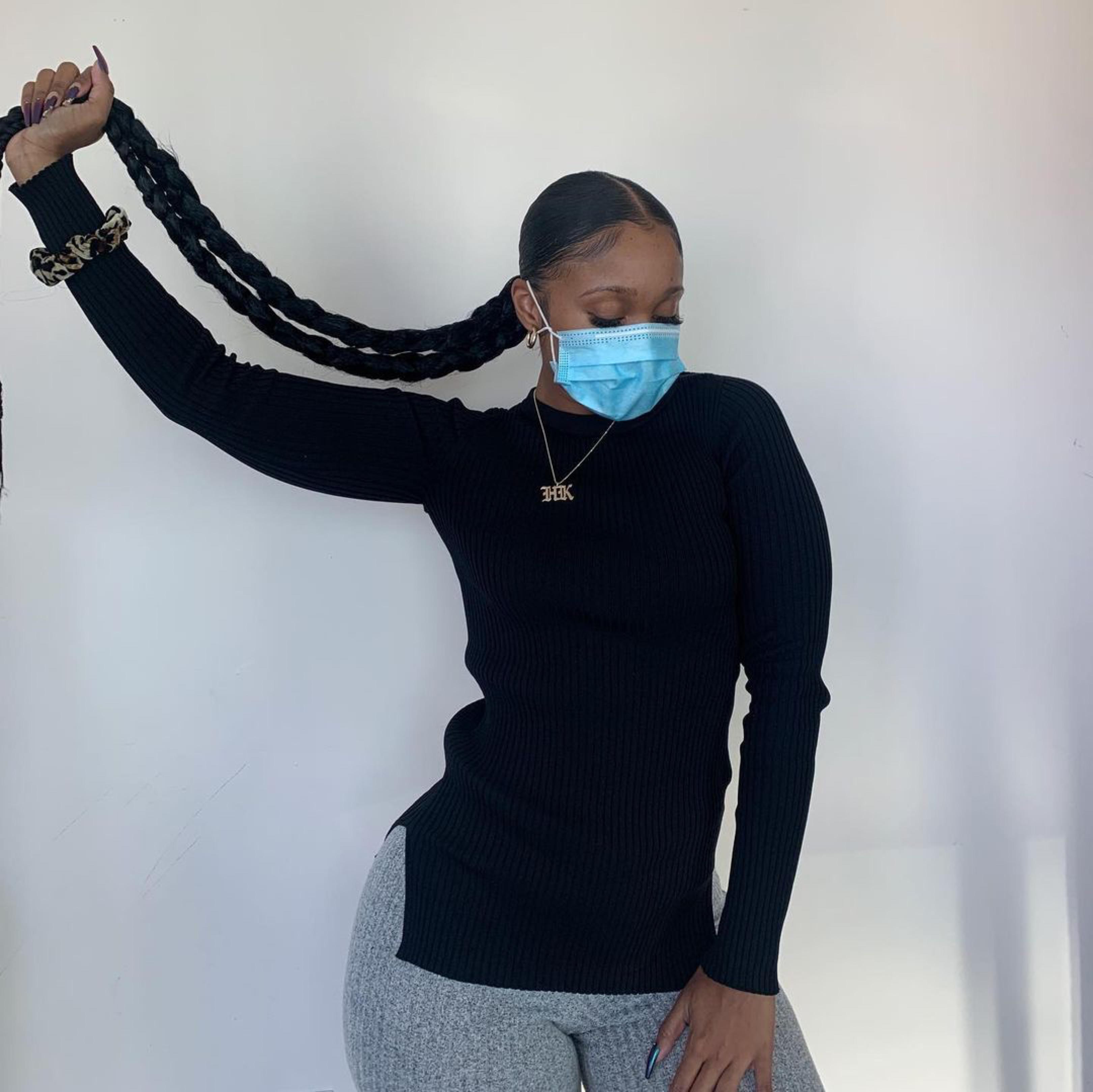 See it from the front | Scrolller