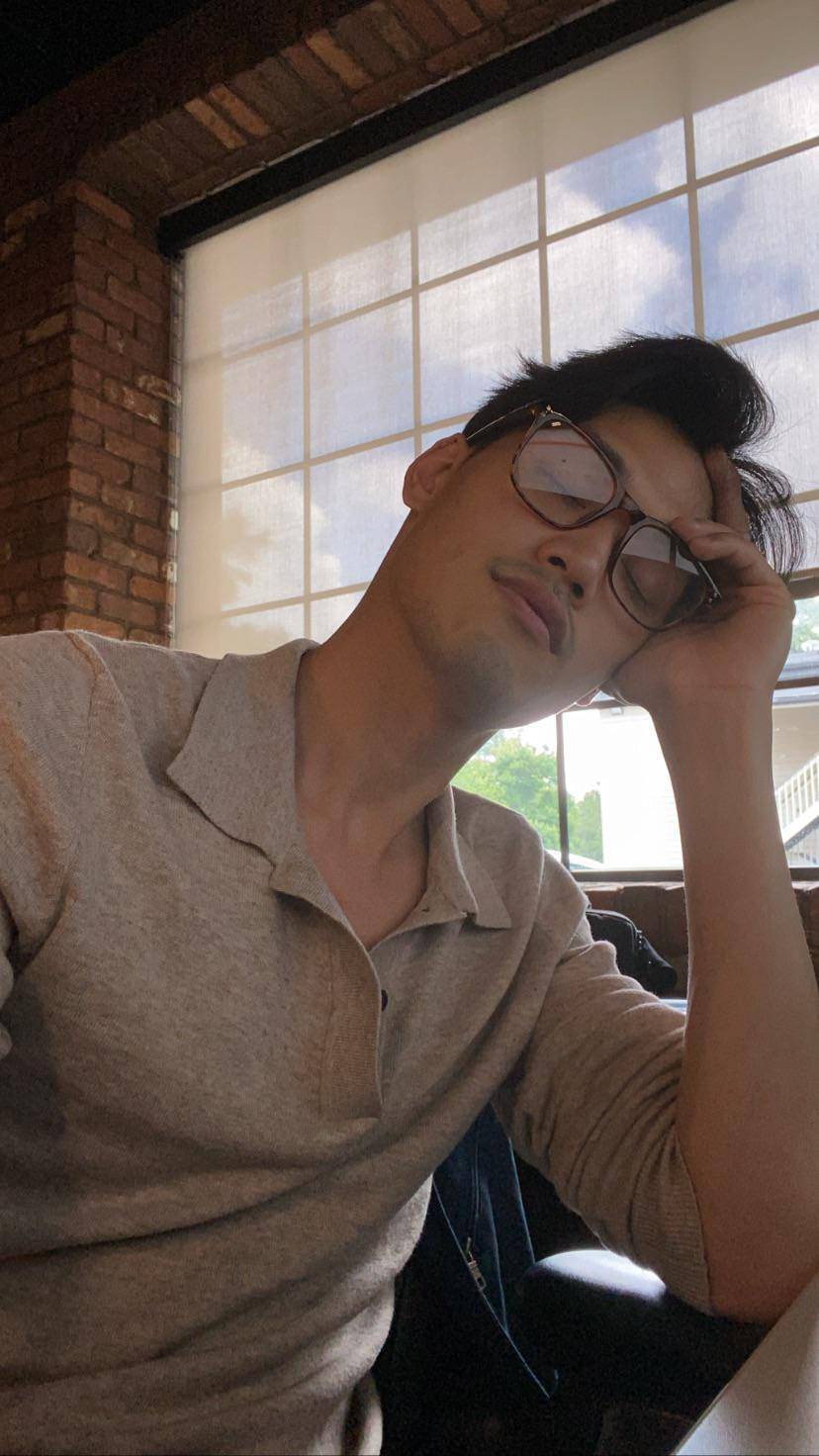 [self] 60% charged | Scrolller