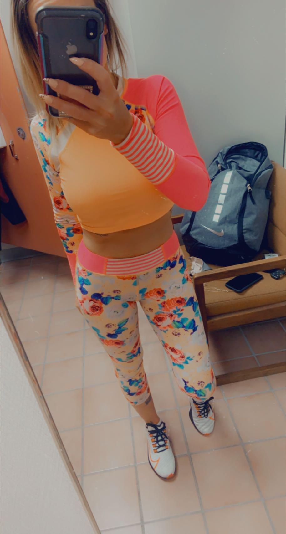 [selling] It’s 63 and ☀️ perfect for a mid-day run | Scrolller