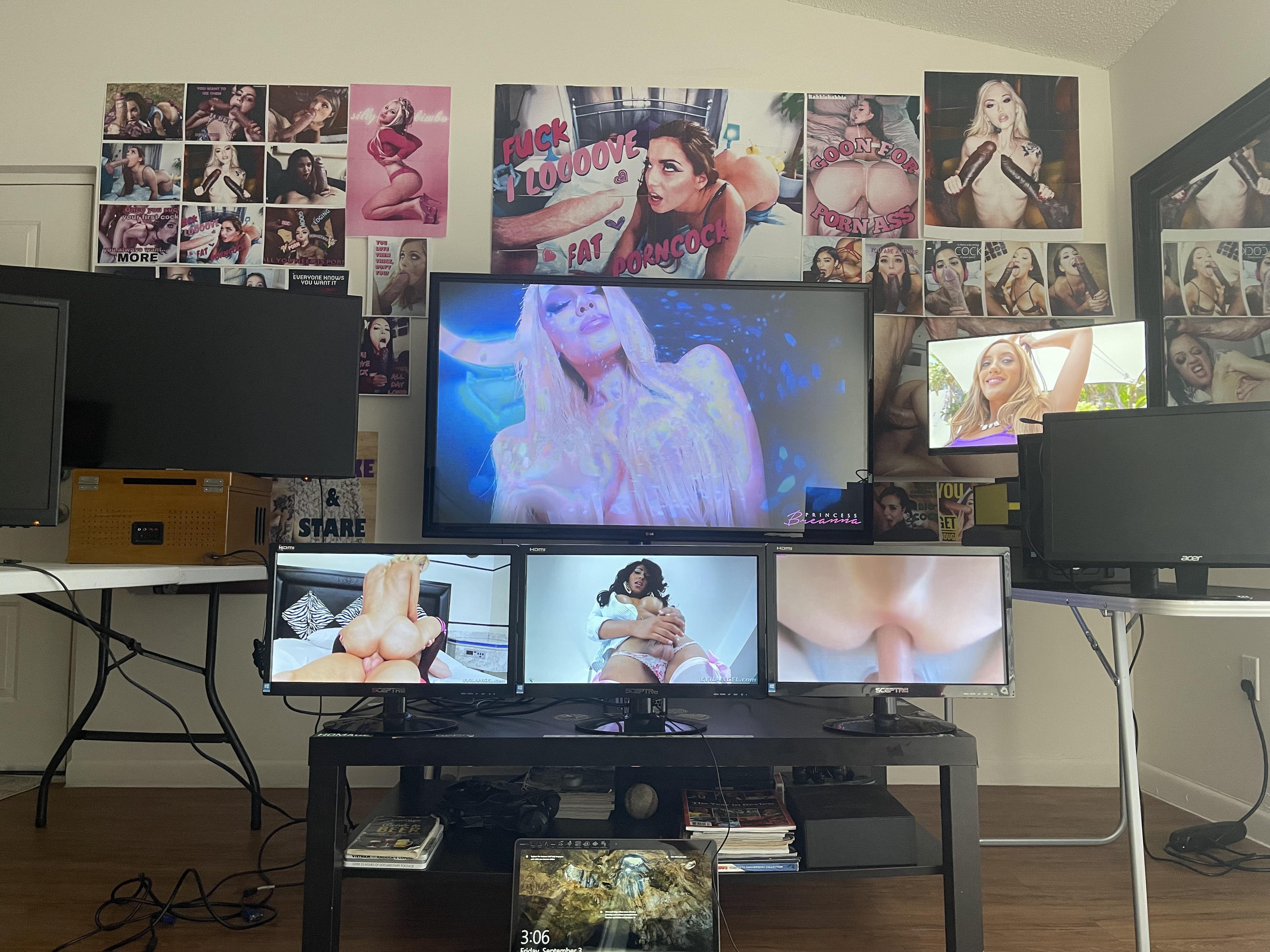 Setting up.. any gooners wanna join me? Kik- Yellaaxx | Scrolller