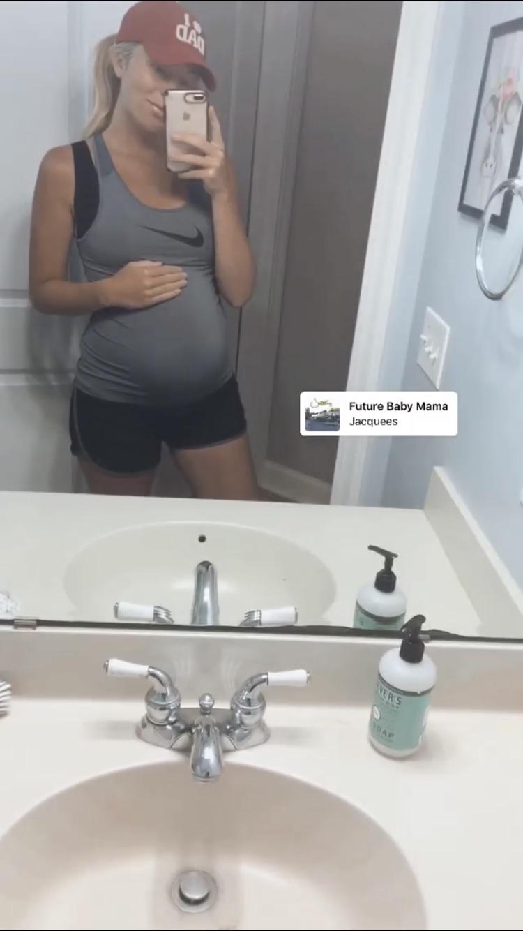 Sexy Belly | Scrolller