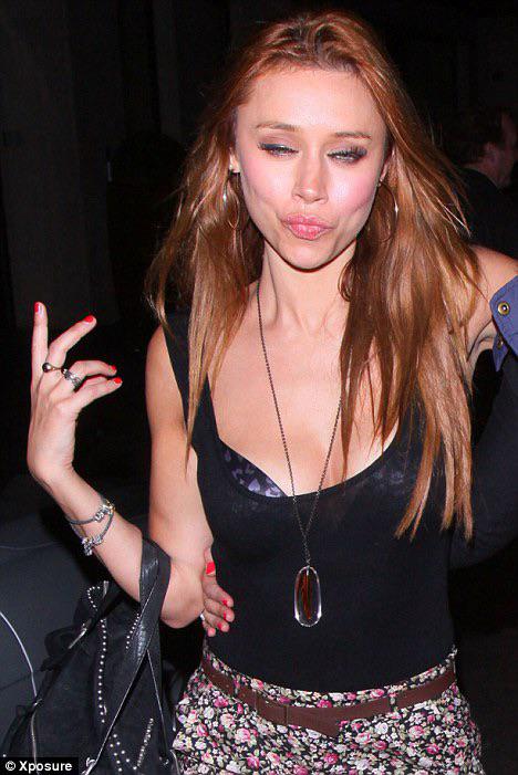 Sexy drunk | Scrolller