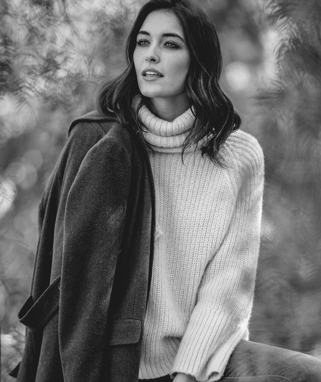 Sexy in a sweater | Scrolller