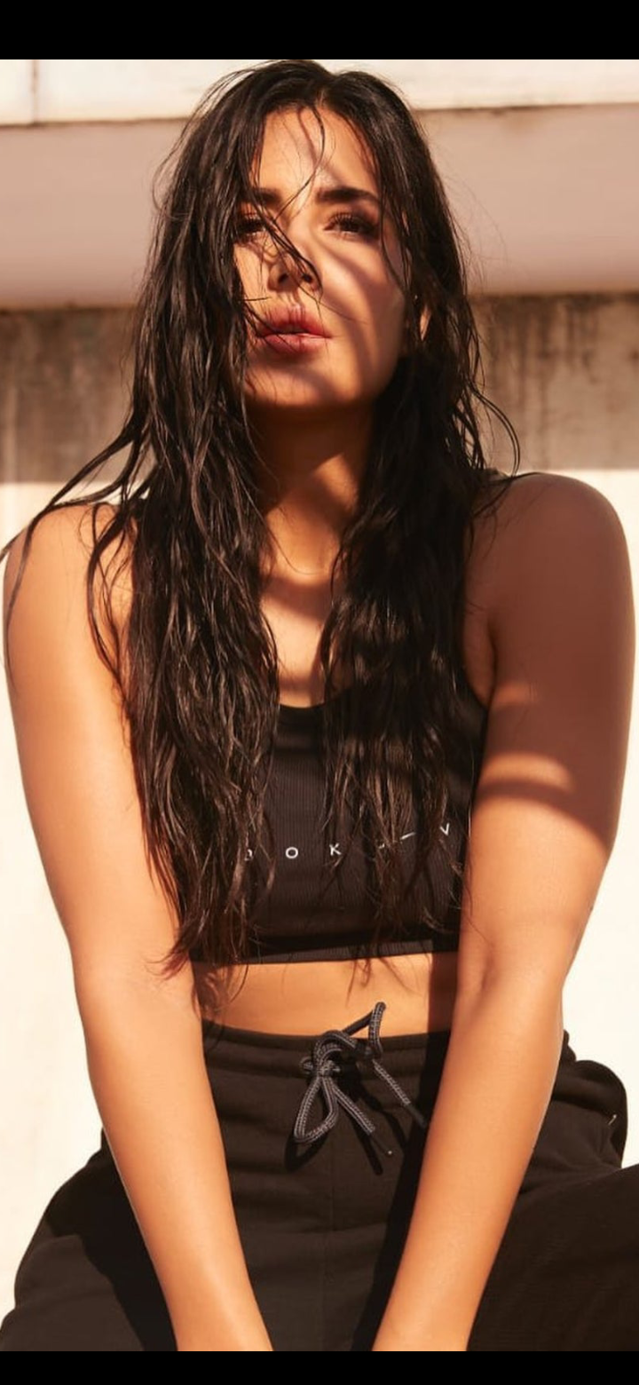 Sexy katrina wants something from you 🤤💦👅 | Scrolller