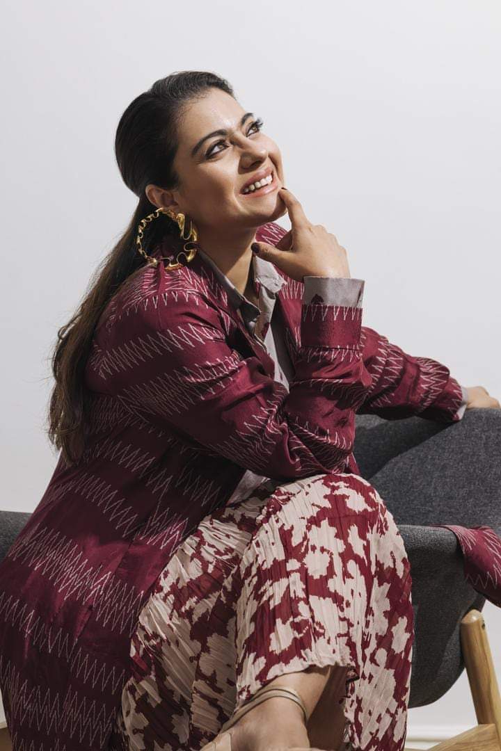 Kajol Scrolller