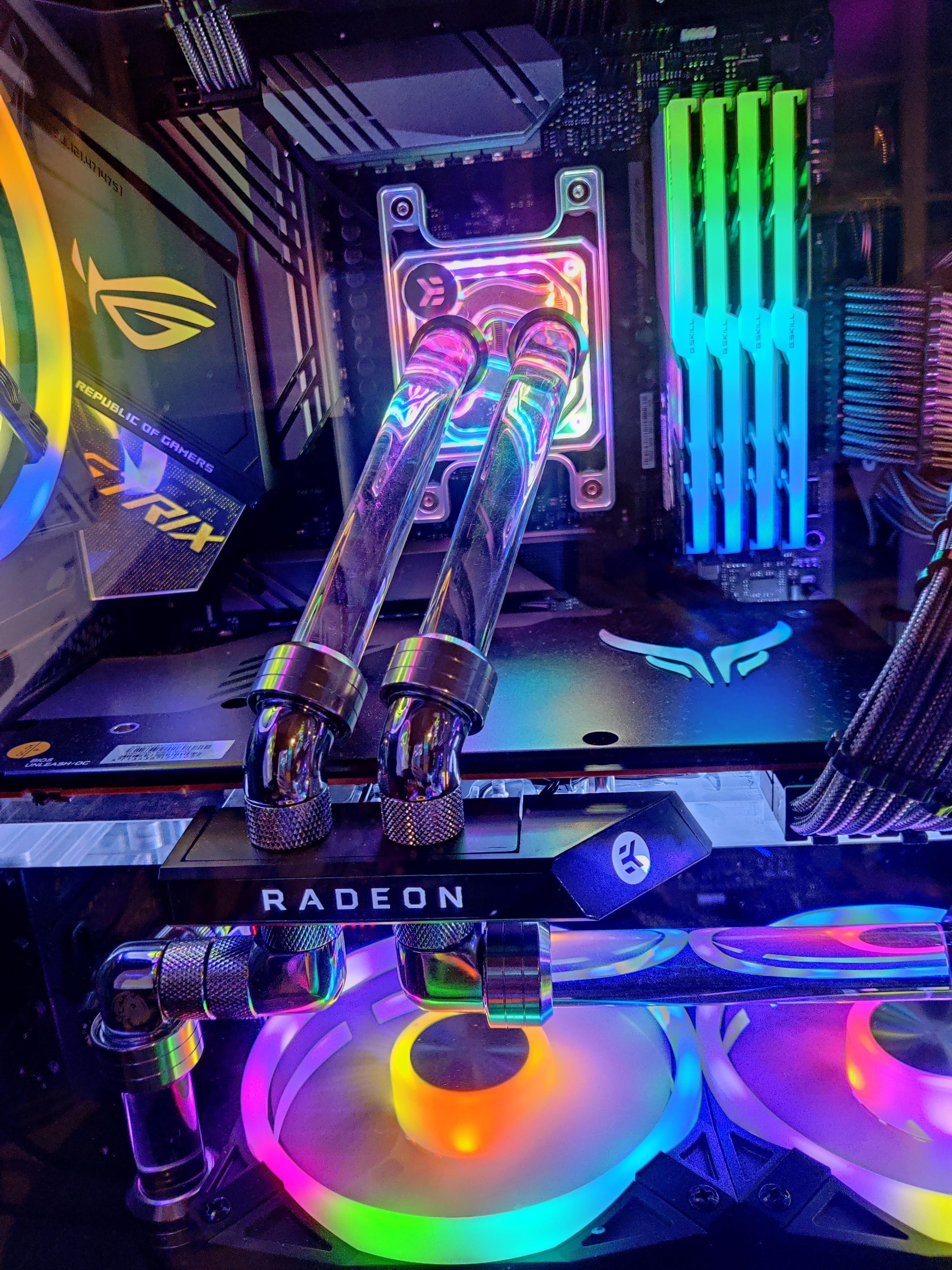 Sexy parallel | Scrolller