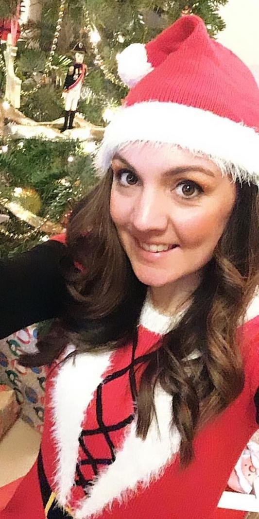 Sexy Santa | Scrolller