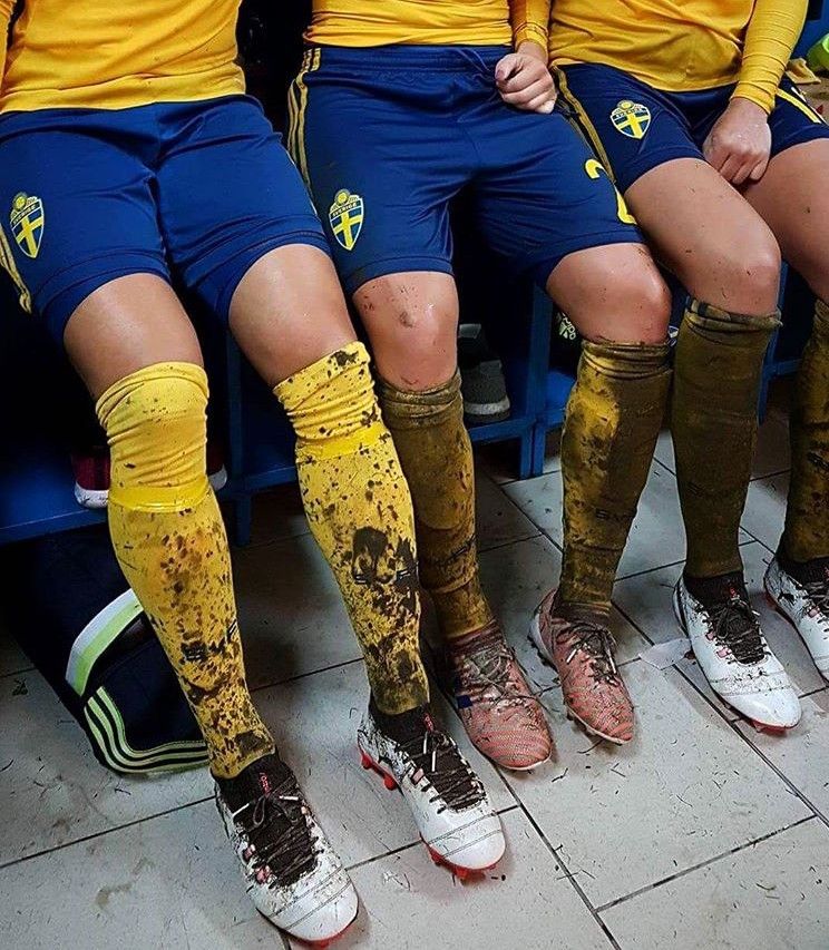 Sexy Swedish Legs | Scrolller