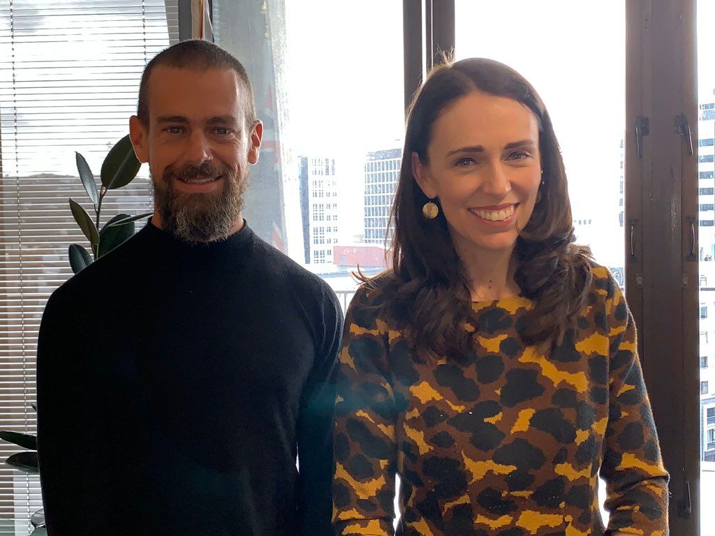 Sexy yellow print | Scrolller