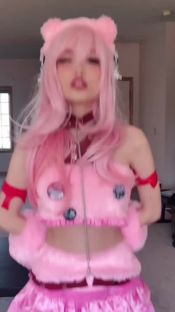 Emiru dancing for you in her tight pink skirt | Scrolller