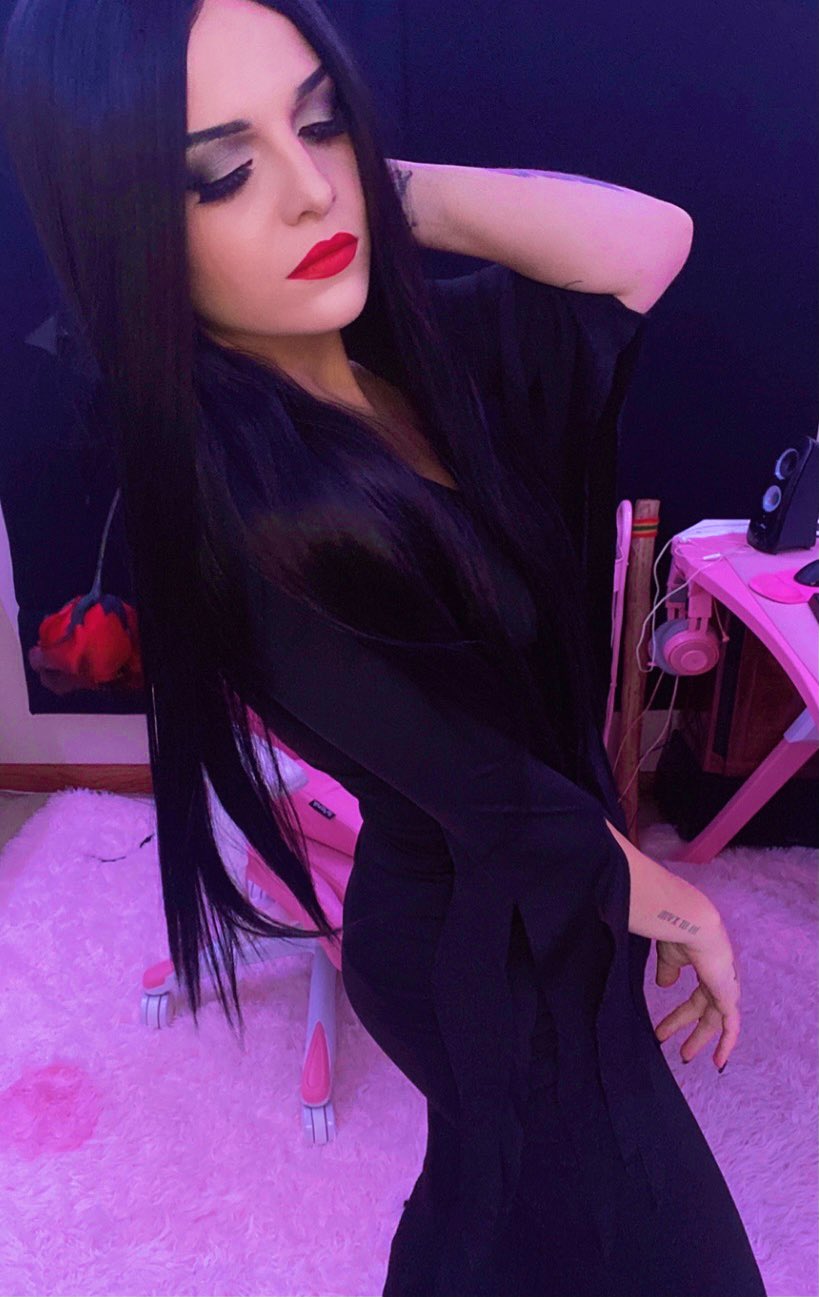Shanny as Morticia | Scrolller