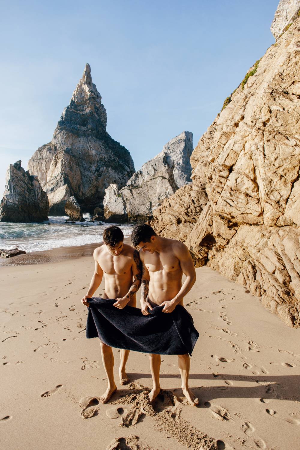 Sharing is caring (Diogo and Marco) | Scrolller