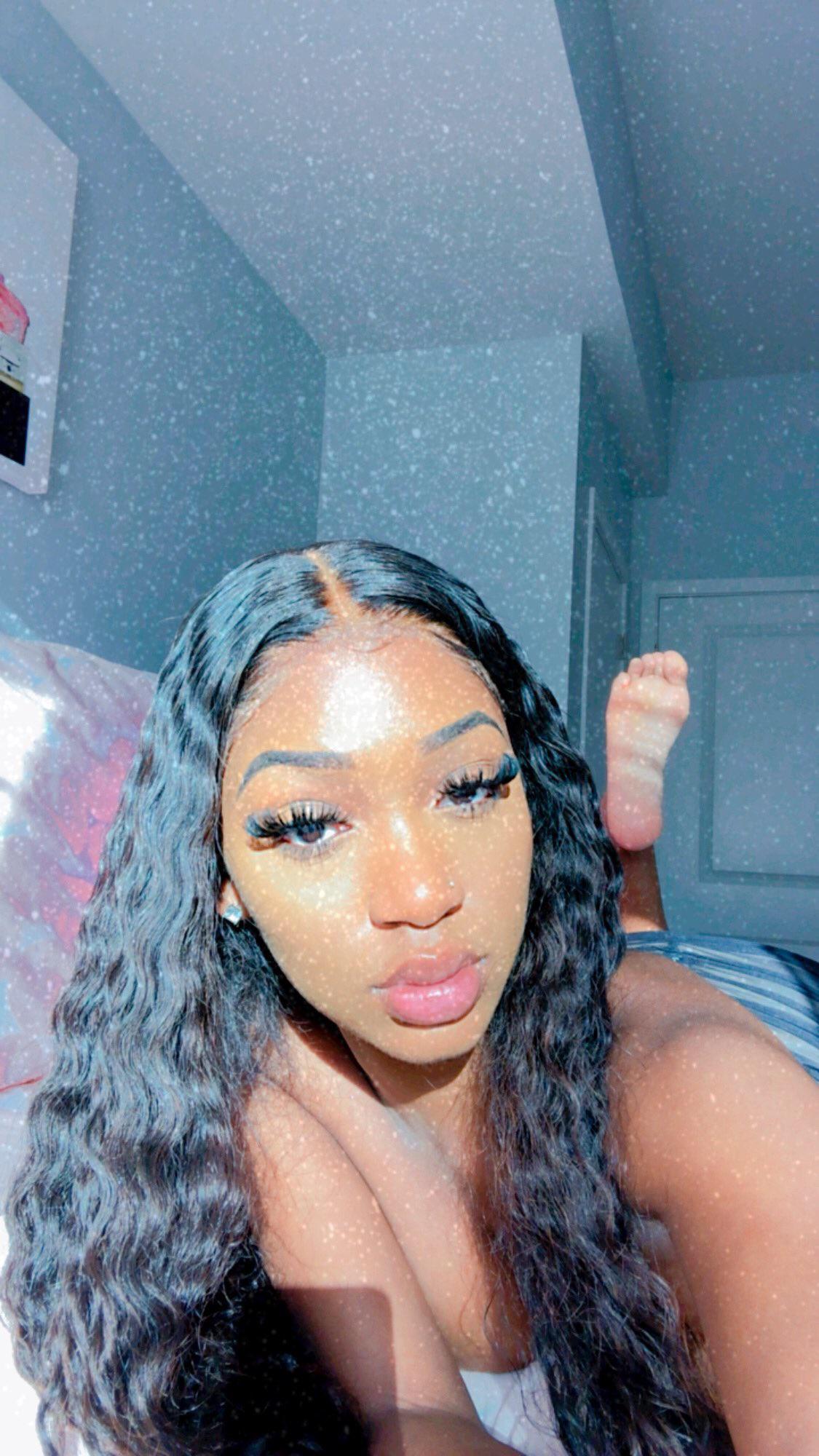 She beautiful | Scrolller