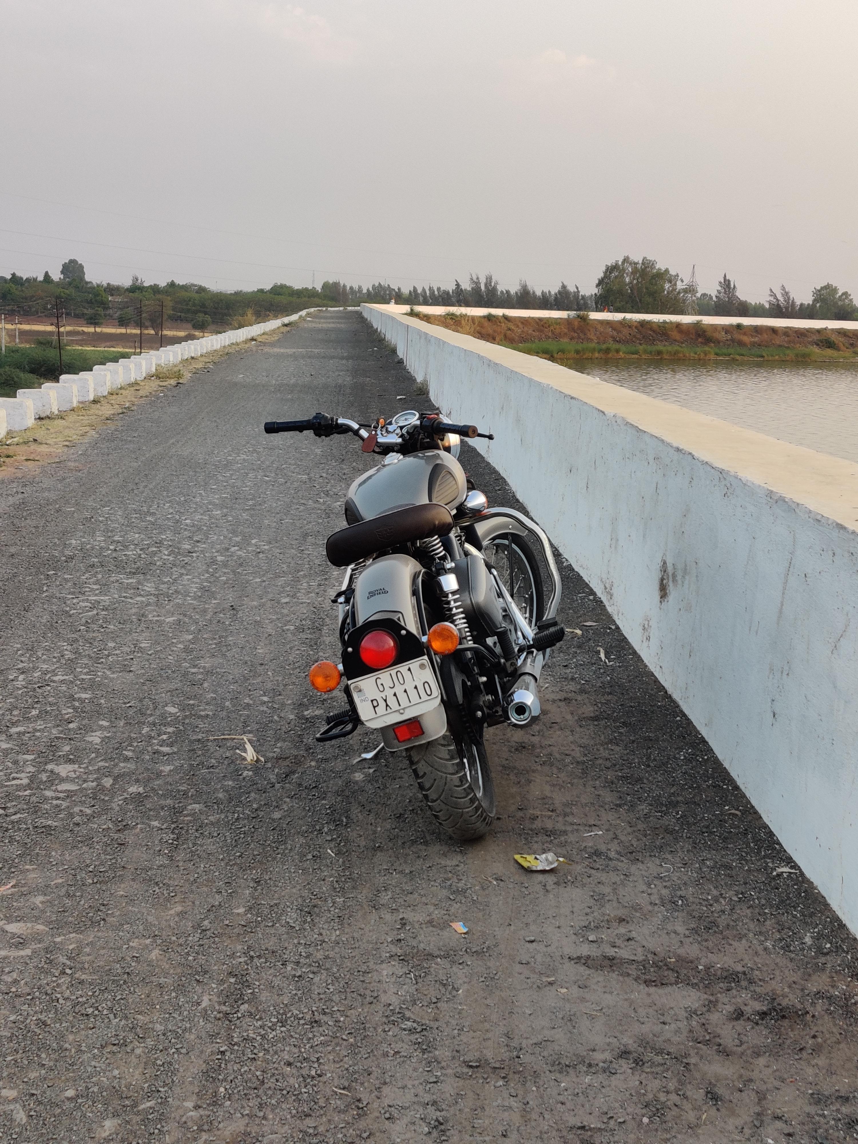 She got a new exhaust, Megaphone (with a DB killer) from AEW Pune. And she looks pretty with ...