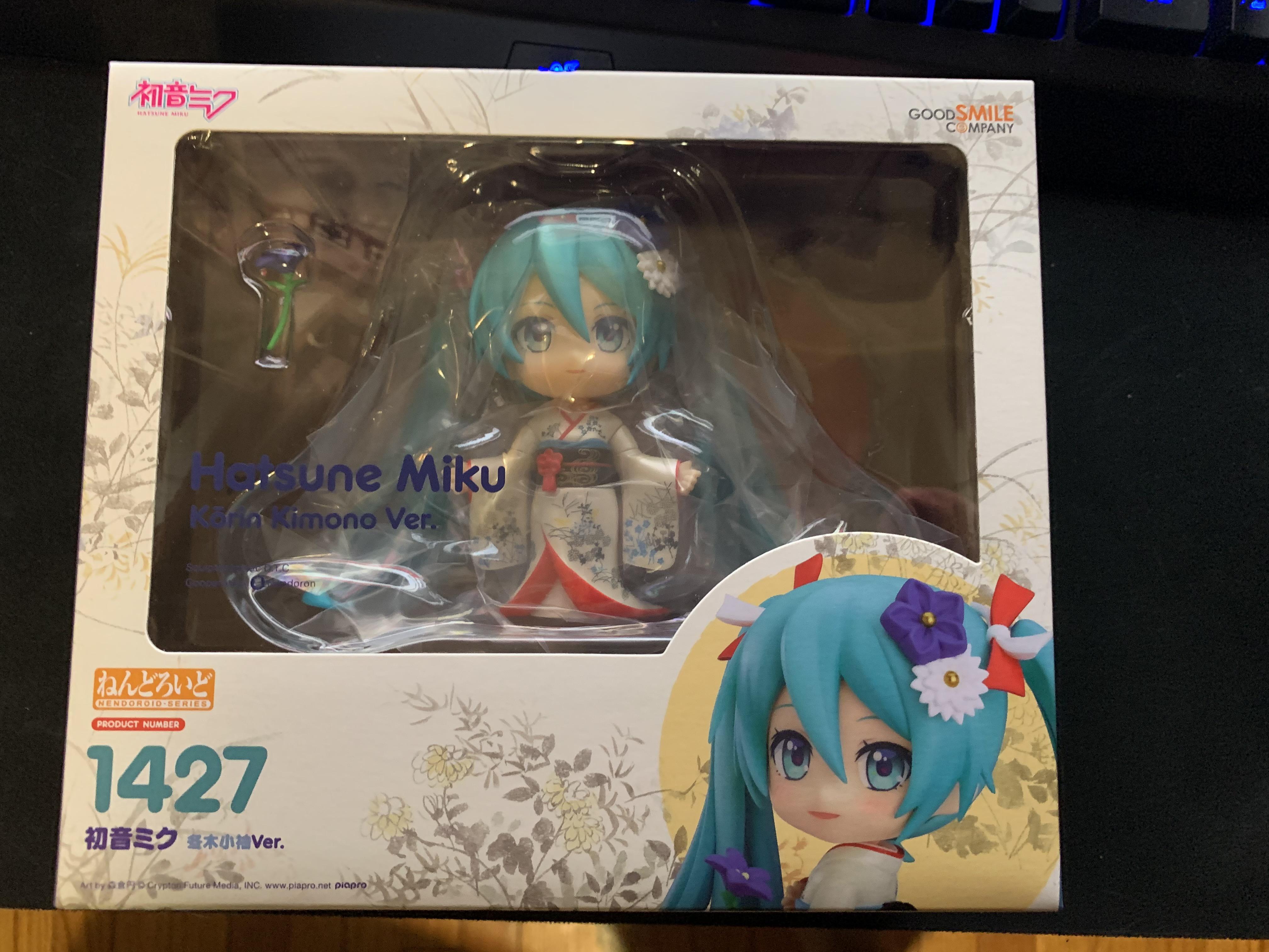 she has arrived | Scrolller