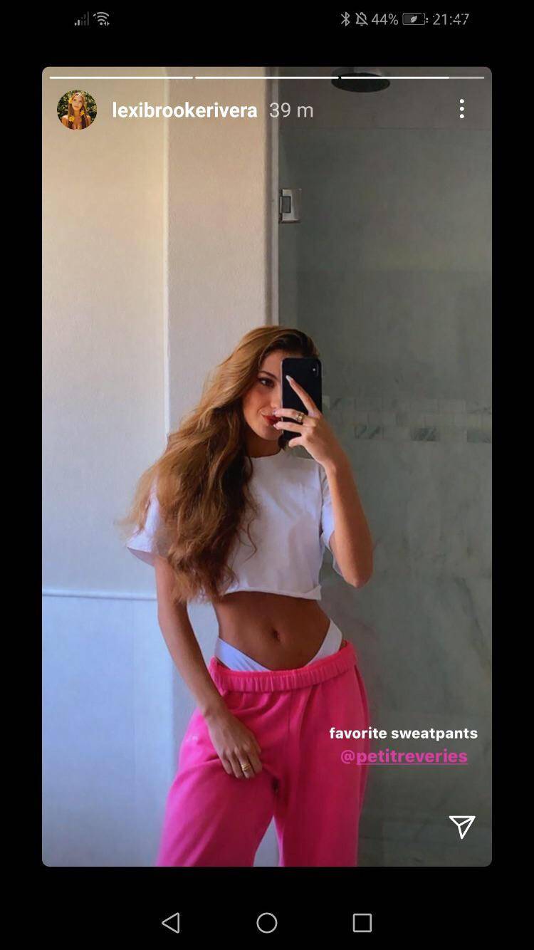 She knows what she wants | Scrolller